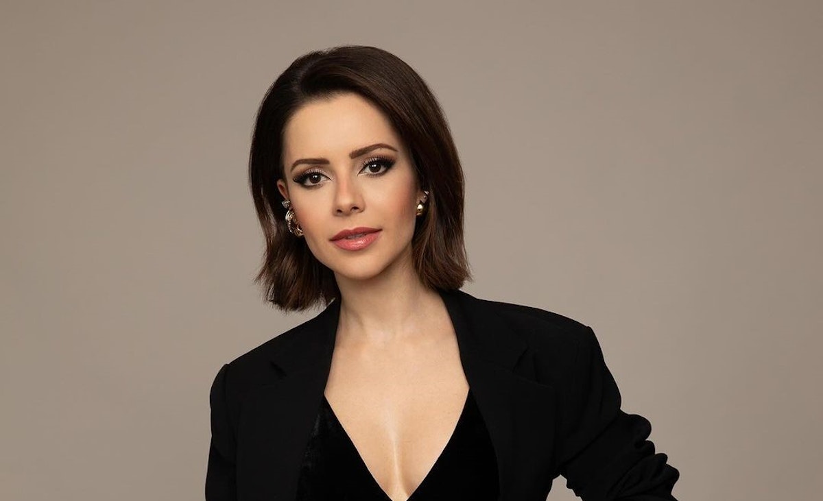 Sandy faz 41 anos e recebe homenagens da família