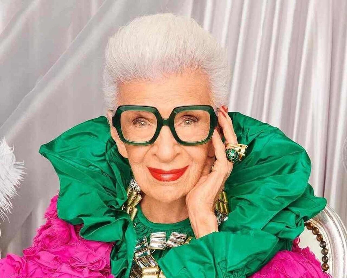 Iris Apfel: conheça a carreira de um ícone fashion