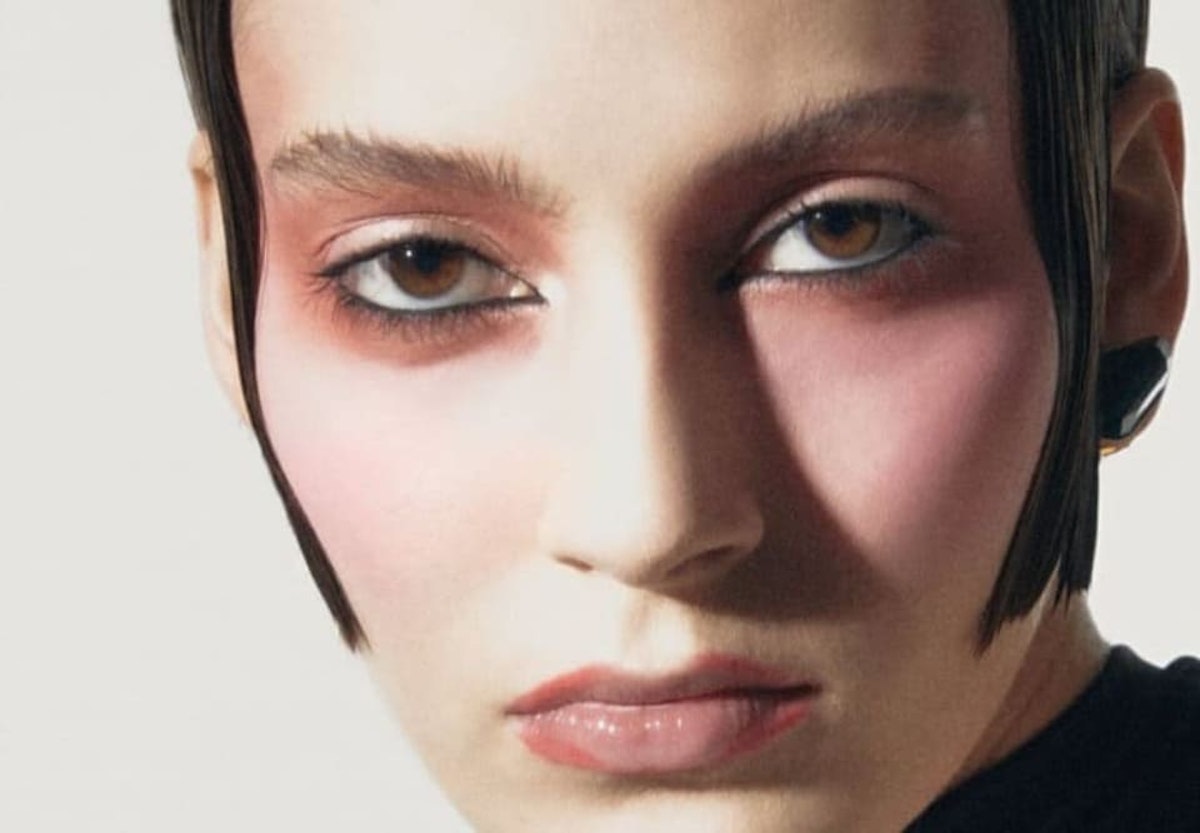 Recortes: looks para abusar na tendência nessa temporada