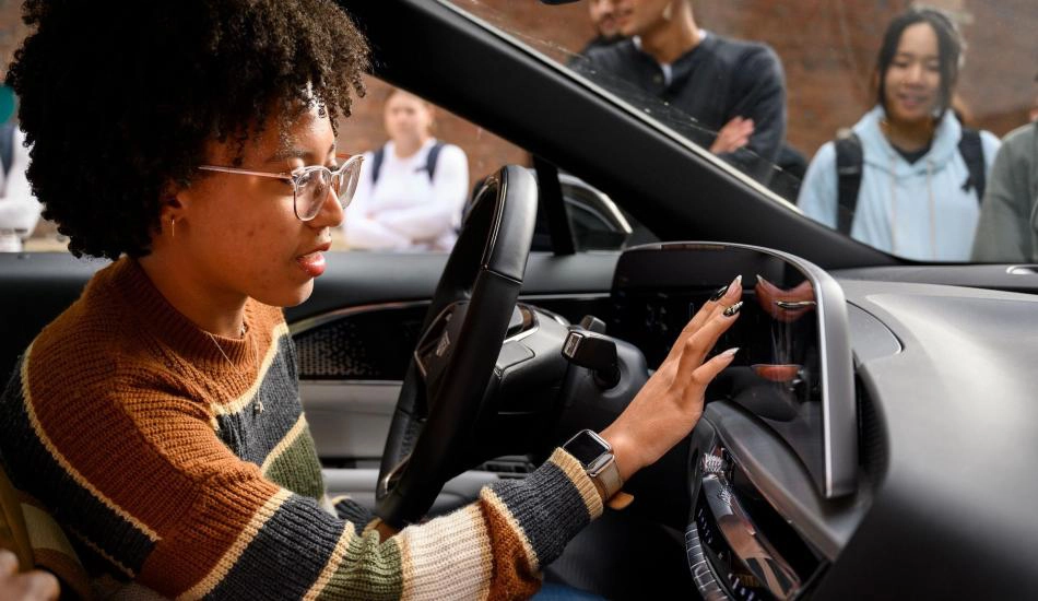 Automotive UX Design: Fundamentals and Best Practices | Ramotion Agency Automotive UX Design: Fundamentals and Best Practices | Ramotion Agency