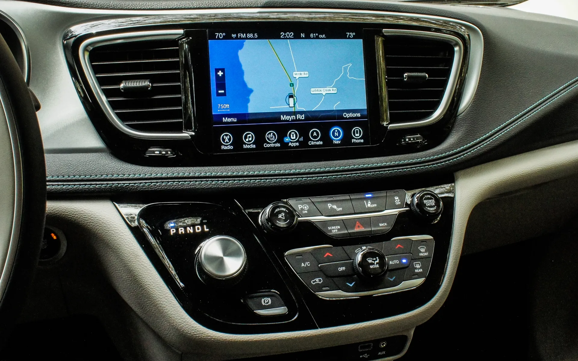 Automotive UX Design: Fundamentals and Best Practices | Ramotion Agency Automotive UX Design: Fundamentals and Best Practices | Ramotion Agency