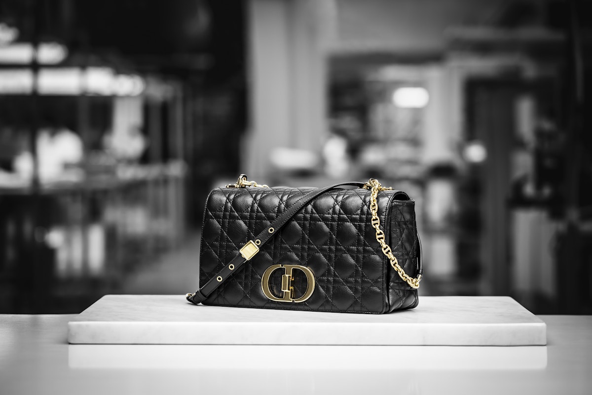 Dior Caro: un nuevo emblema del estilo de la maison