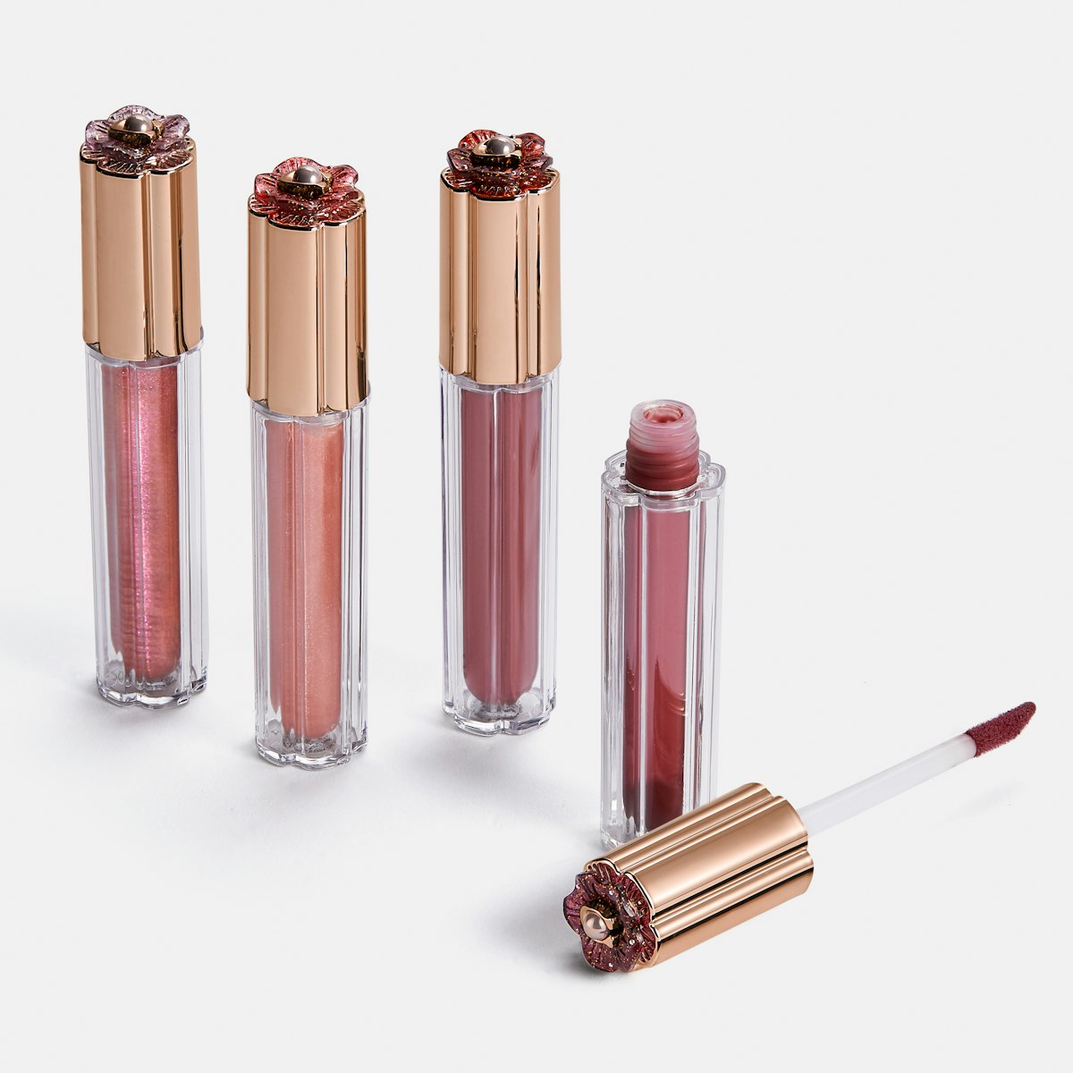 Los nuevos cosméticos que necesitas son de Coach x Sephora Collection