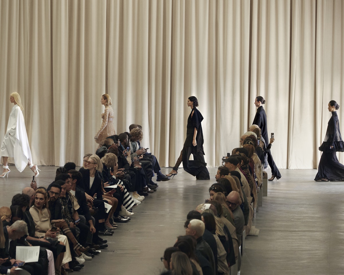 Burberry reinventa los códigos de la primavera con su nueva colección