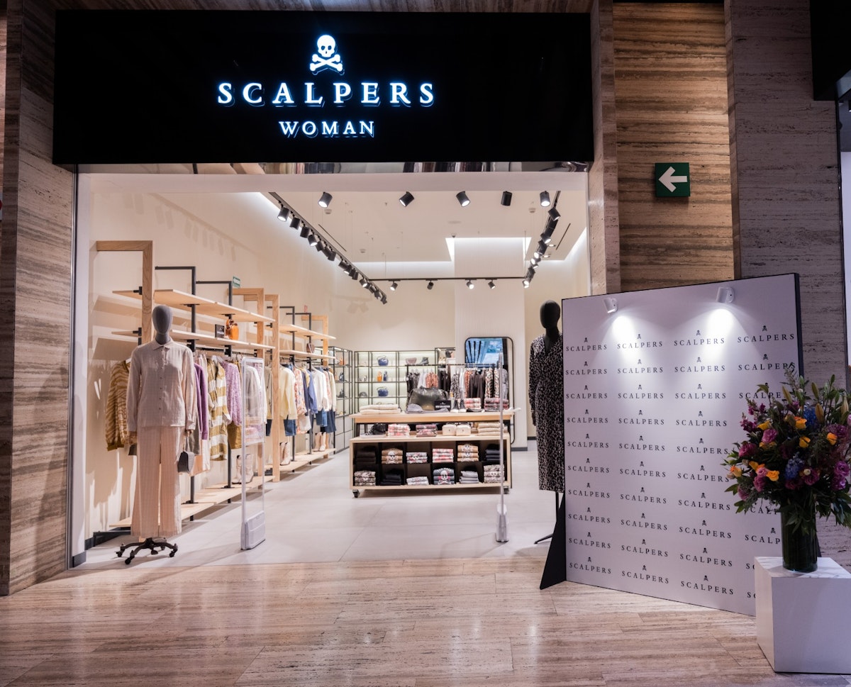 Scalpers Woman celebra su primer boutique de estilo irreverente