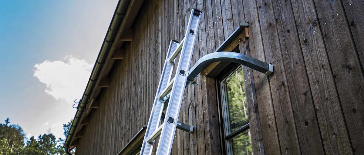 Choose the right leaning ladder