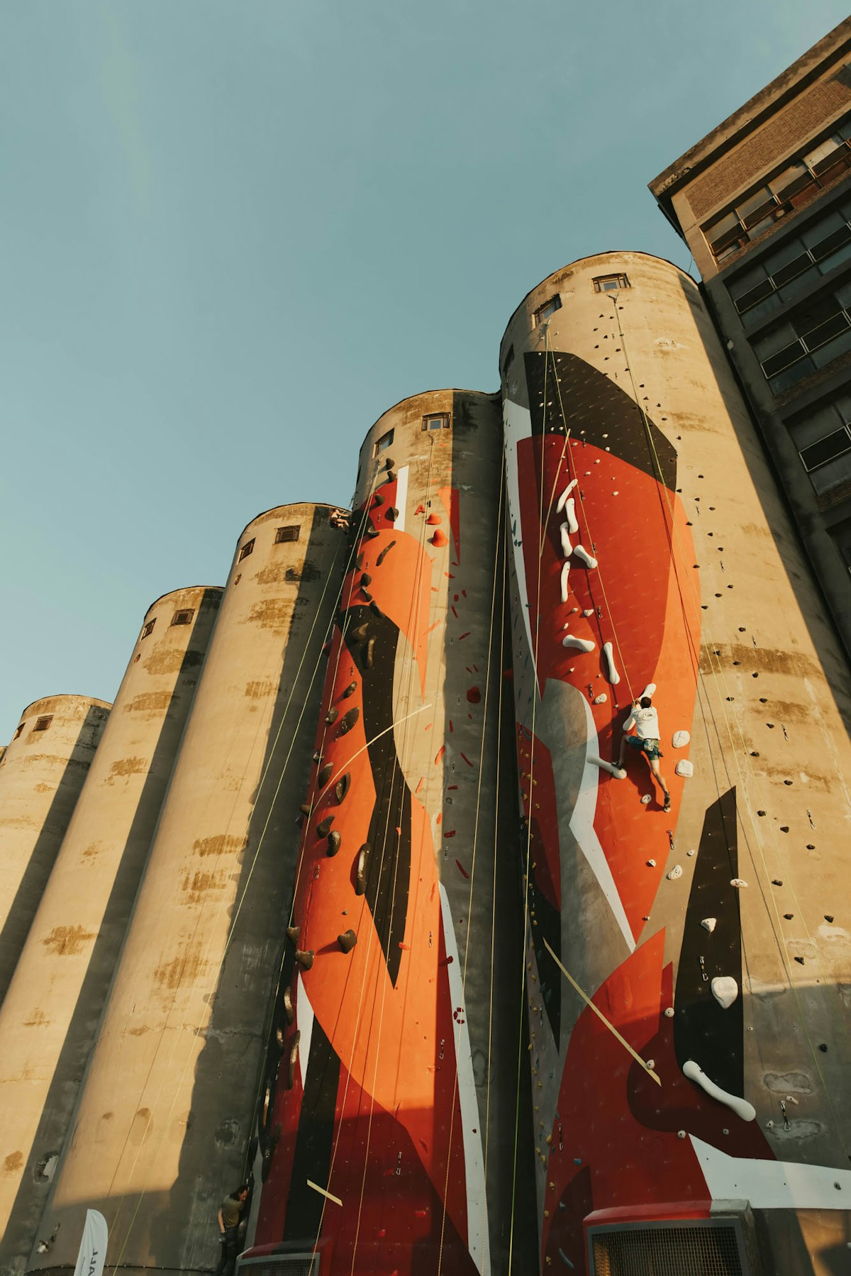 U Silosima sa radom počeo penjački centar sa najvećom stenom u Beogradu!