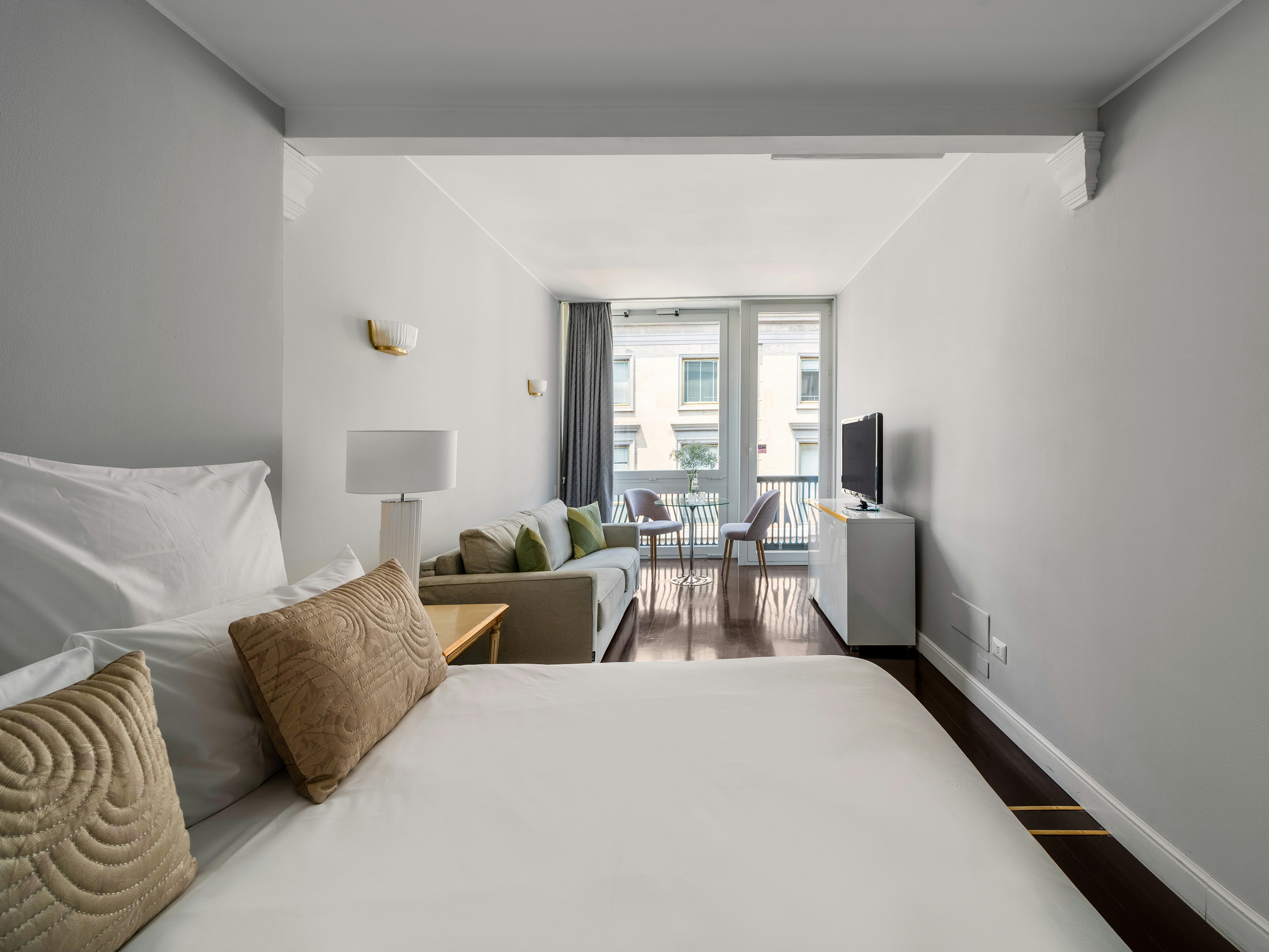 Charming and stylish accommodations in central Milan