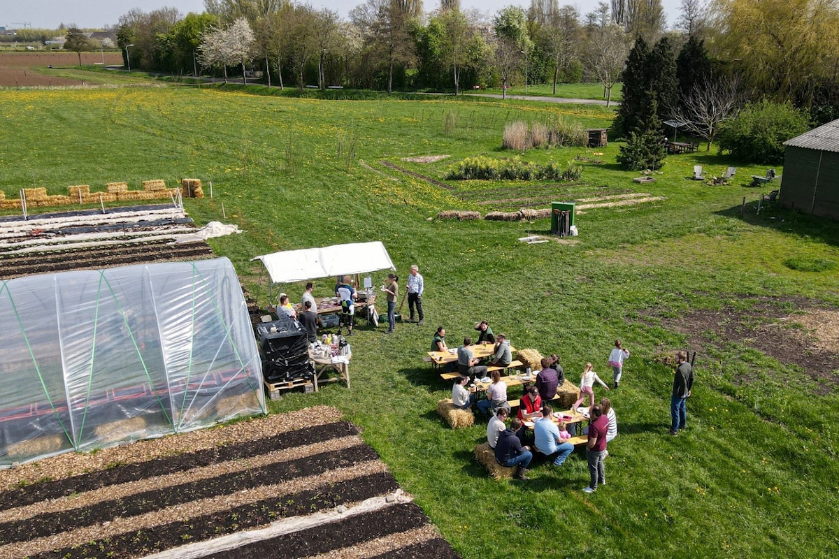 Earth Day planting in Netherlands with Hypotheekbos