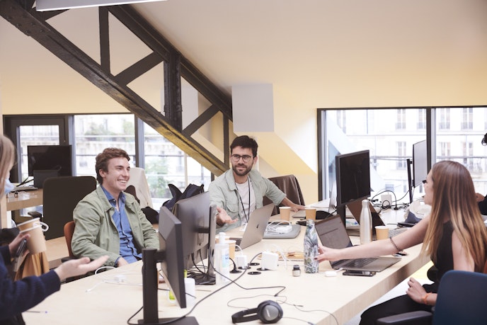 How Do I Run Payroll? - A Guide For New Businesses