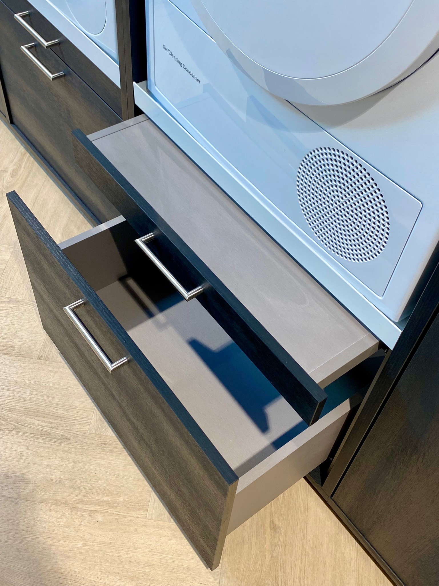 Cabinet wall for washing machine and dryer in black oak look | 268x207 ...