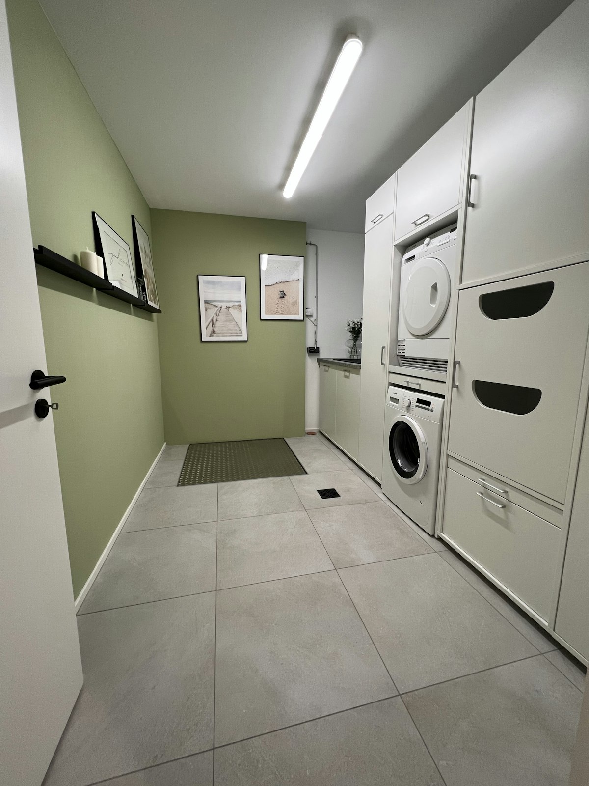 How We Designed A Modern Laundry Room | Washtower