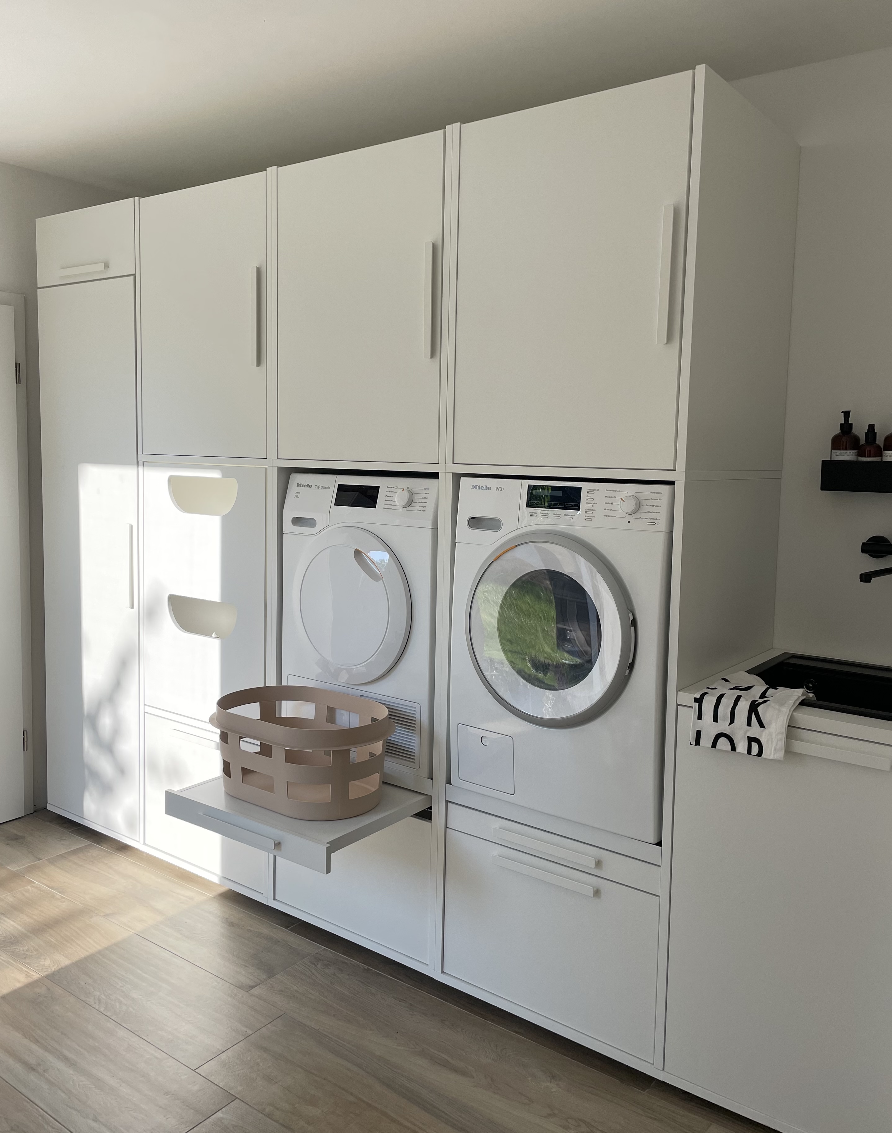 Side By Side Washing Machine And Dryer