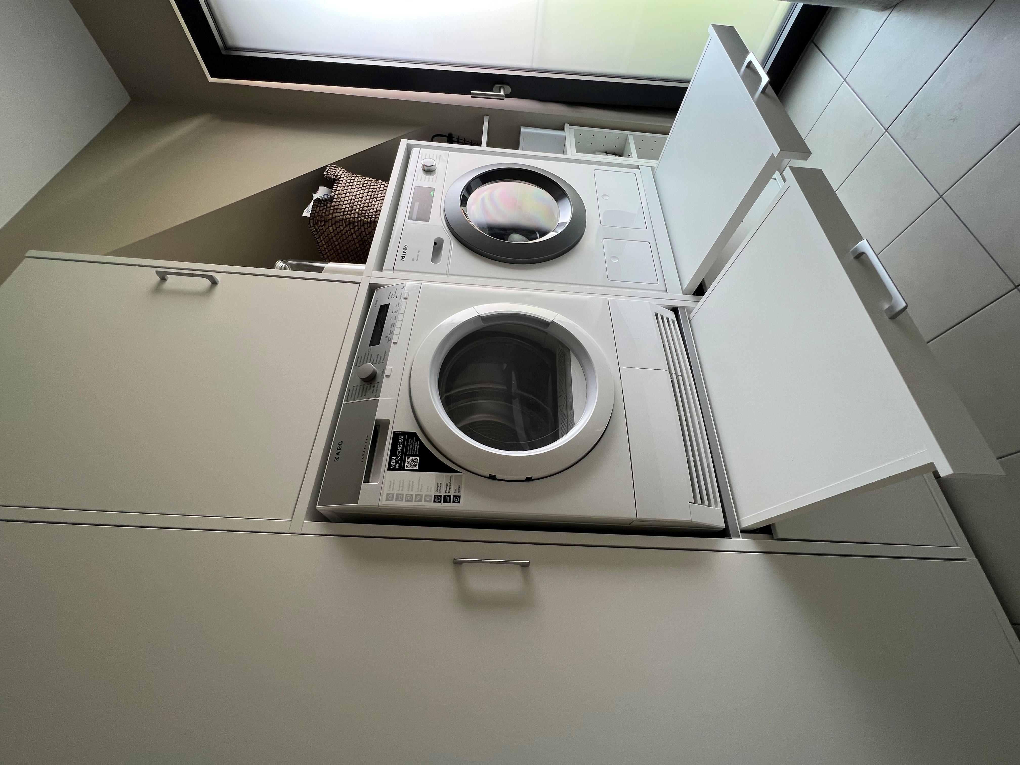 Creative Solutions for Your Washing Machine Cupboard Under a Sloping Roof