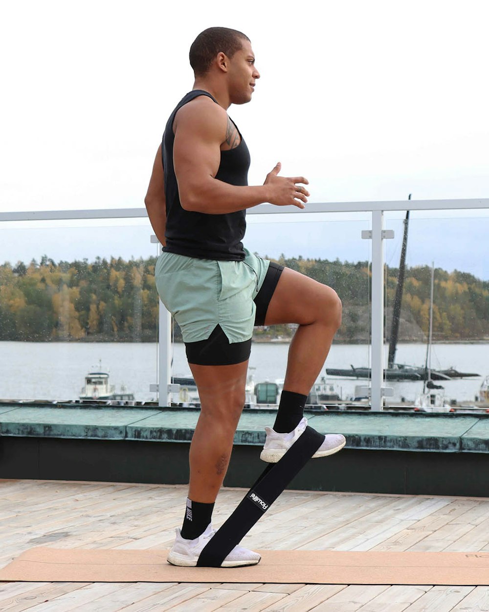 Core træning med hip bands | Flowlife