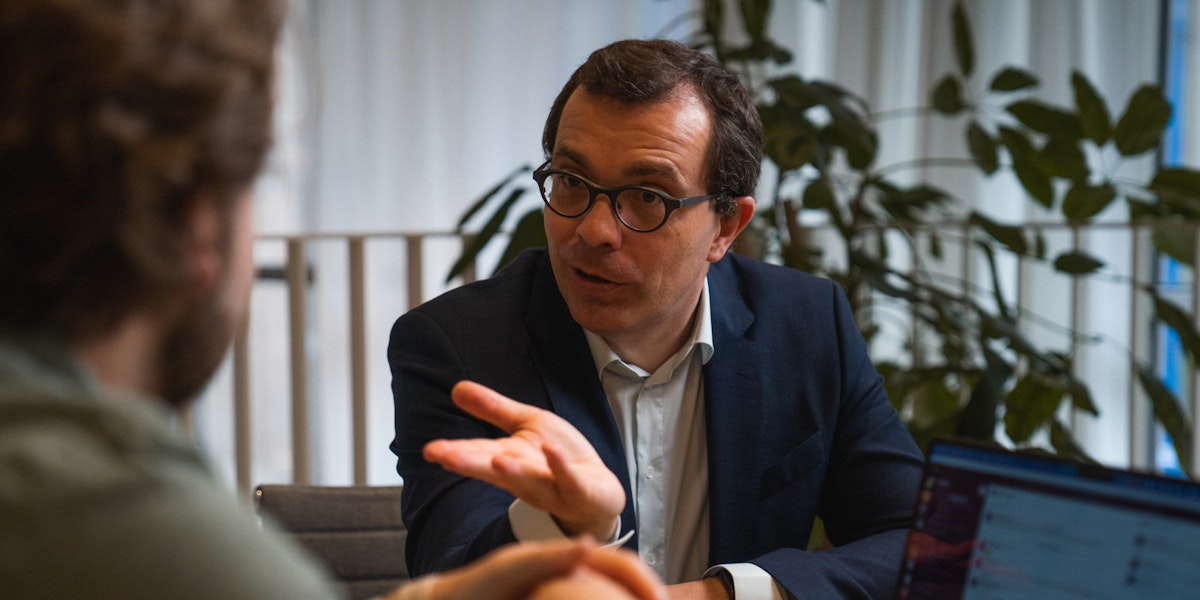 Take the lead with a strong digital strategy - Craftzing