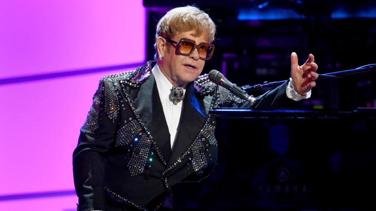 The Incredible Fashion-Journey of Sir Elton John!