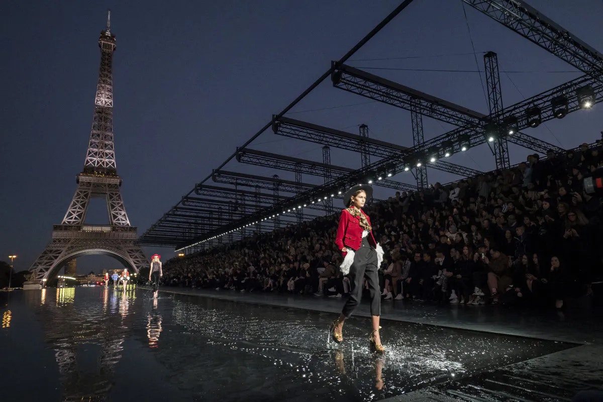 9 Times Fashion Showed Its Love for the Eiffel Tower
