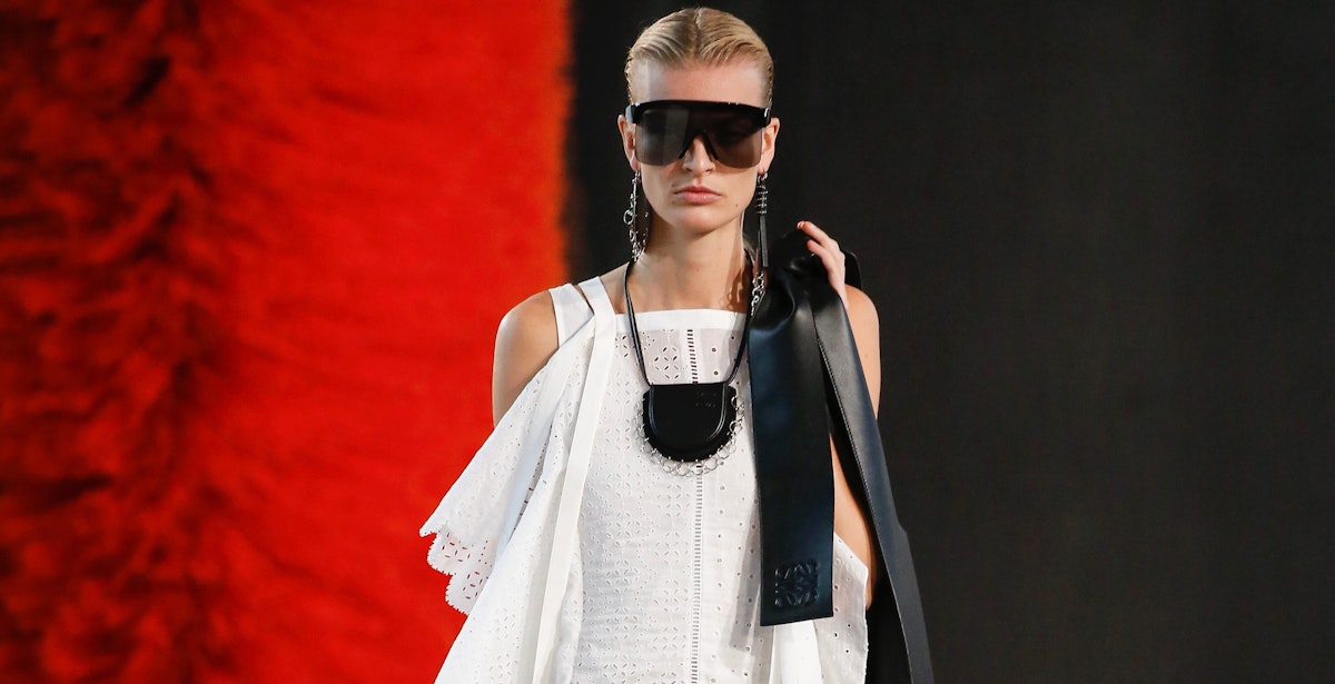 Review: Loewe's Spring 2019 Collection | L'Officiel Singapore