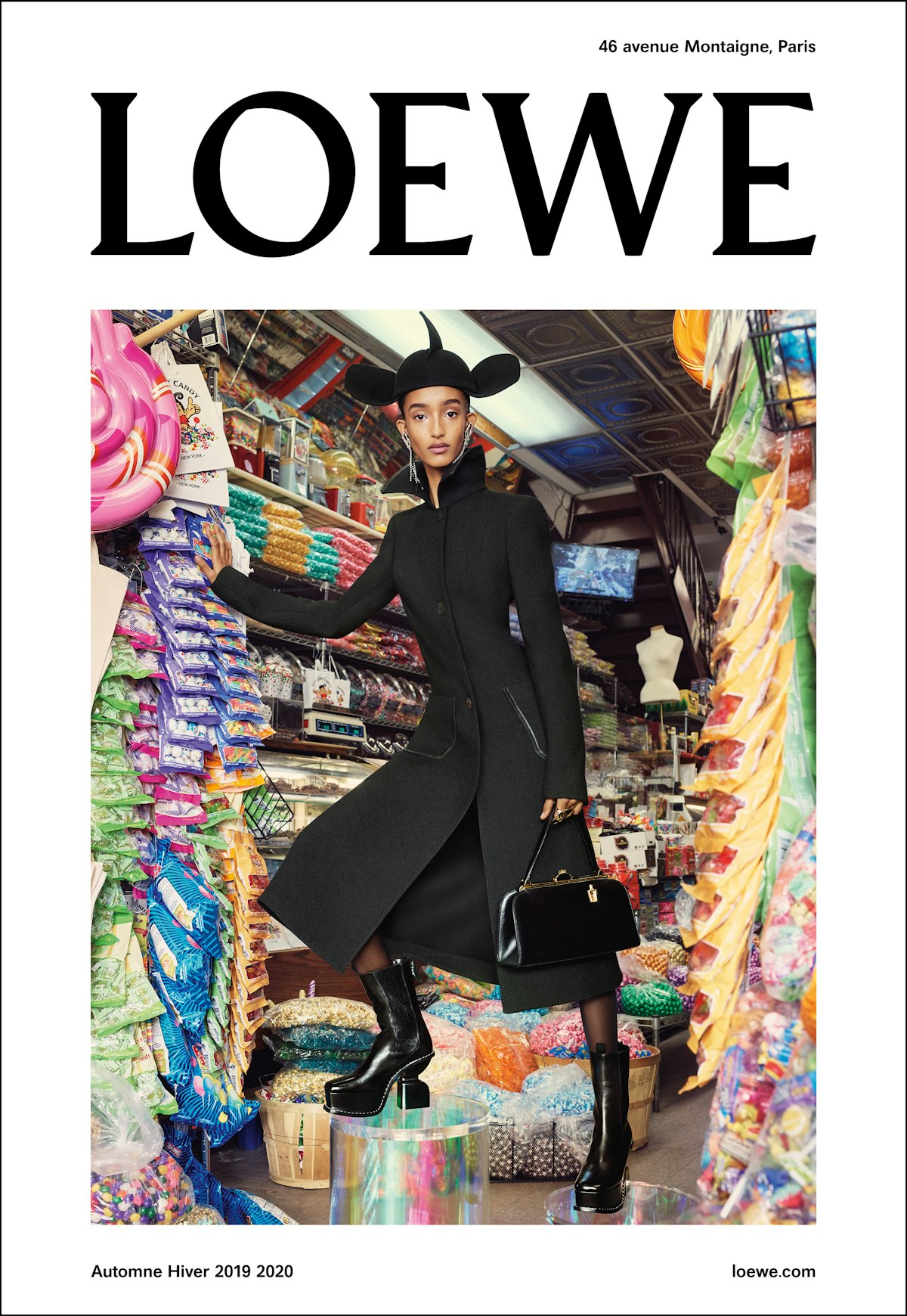 Watch Live: Loewe Fall/Winter 2019 | L'Officiel Singapore