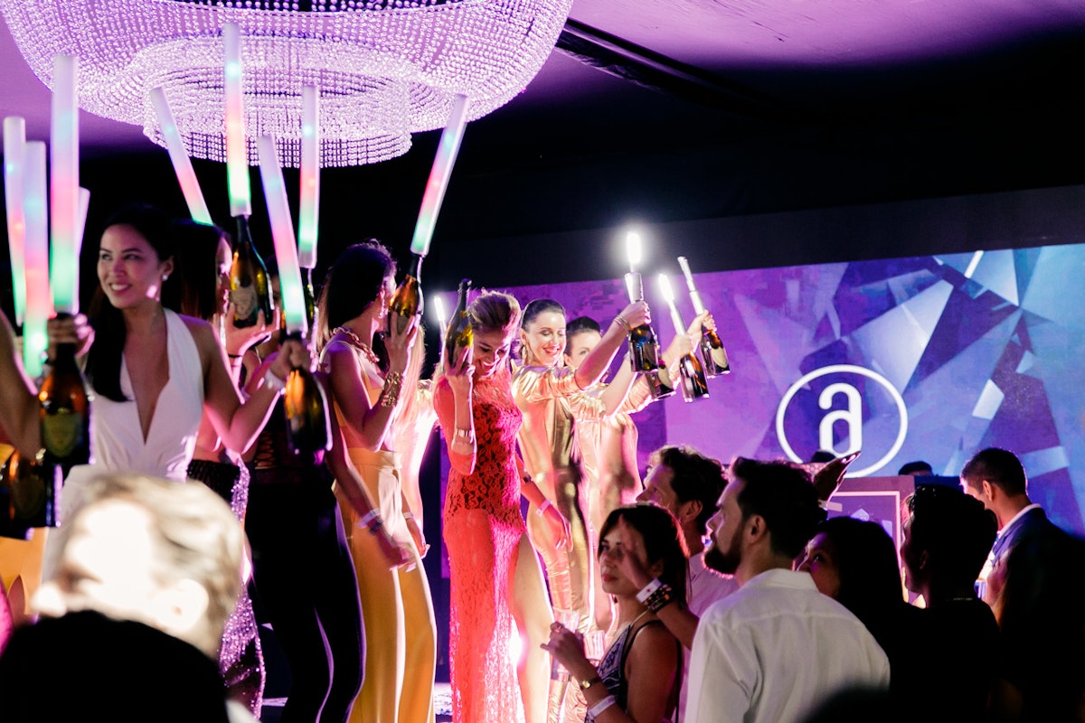 Celebrate The F1 Weekend At Amber Lounge | L'Officiel Singapore