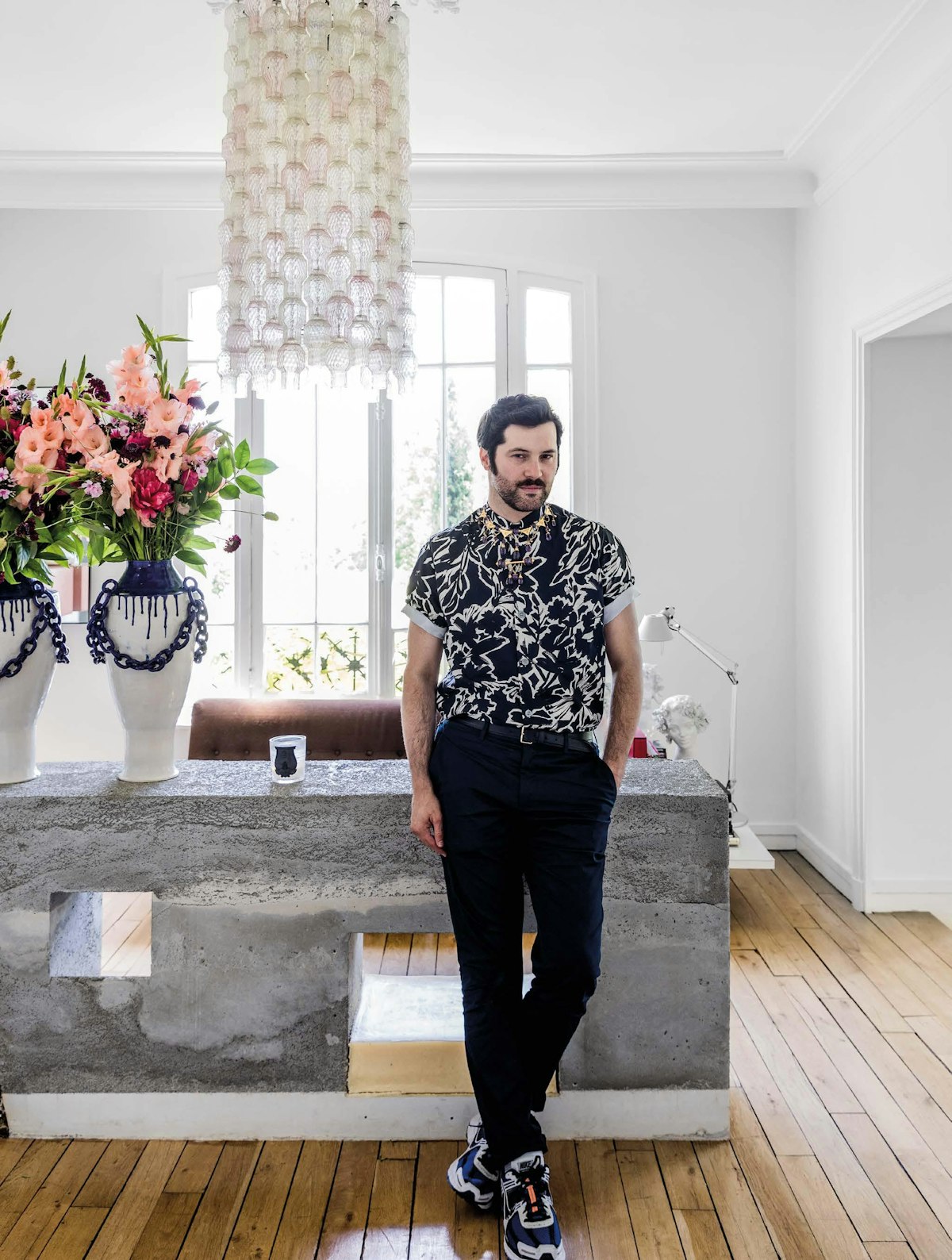 Take A Glimpse into Gherardo Felloni’s Eclectic Parisian Apartment | L ...