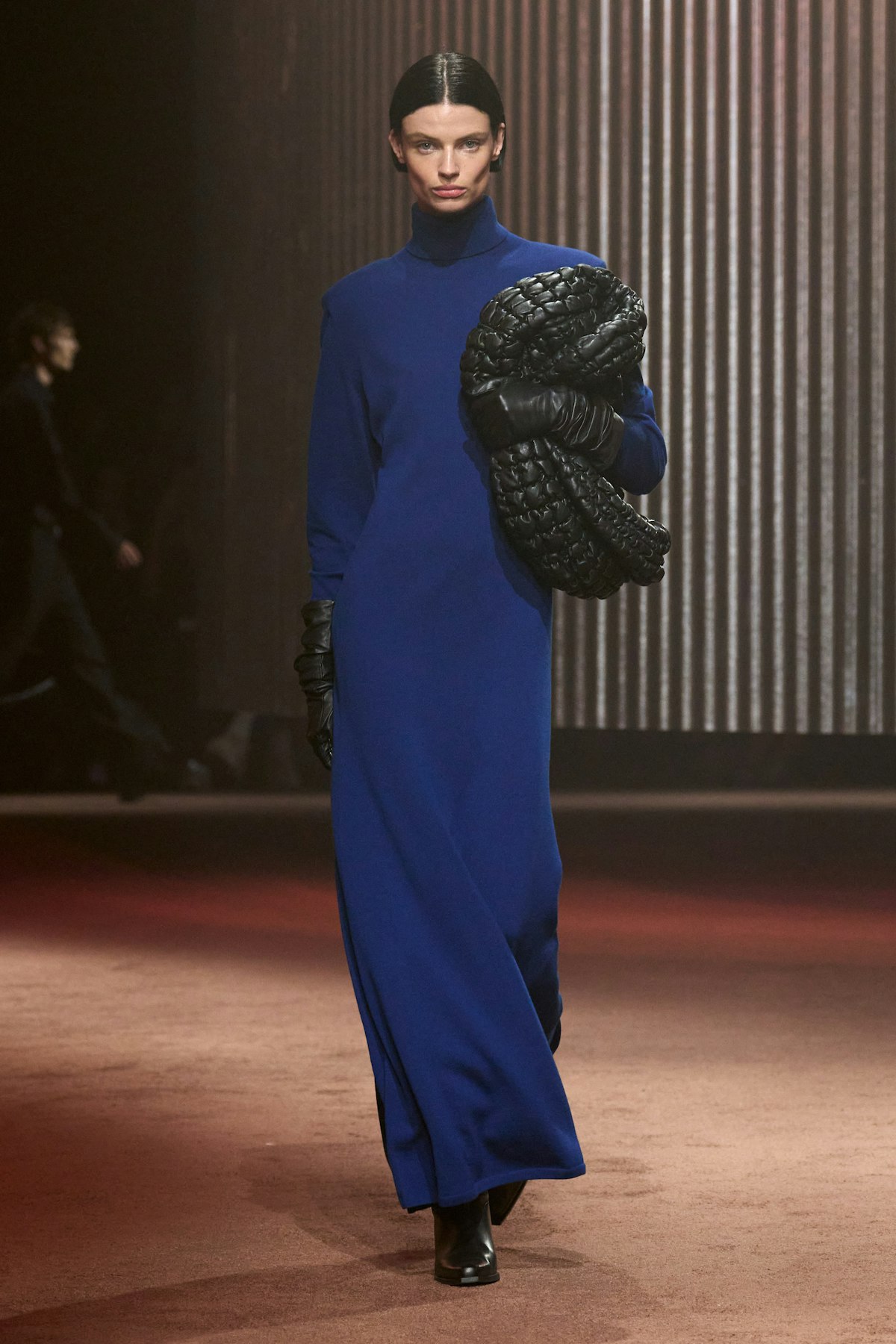 COS Elevates Essentials For Its Spring/Summer 2024 Show