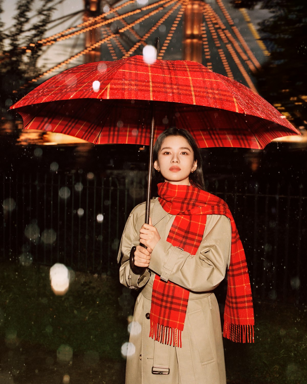Burberry's Latest Fall 2024 Campaign Shows Us Why "It's Always Burberry ...