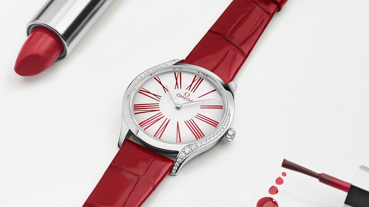 Red Wonder: Omega Trésor shines bright for the confident woman