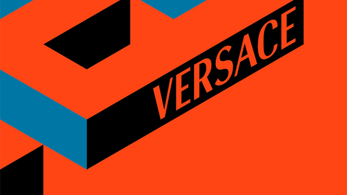 LIVE: Versace Fall/Winter 2021 Runway Show