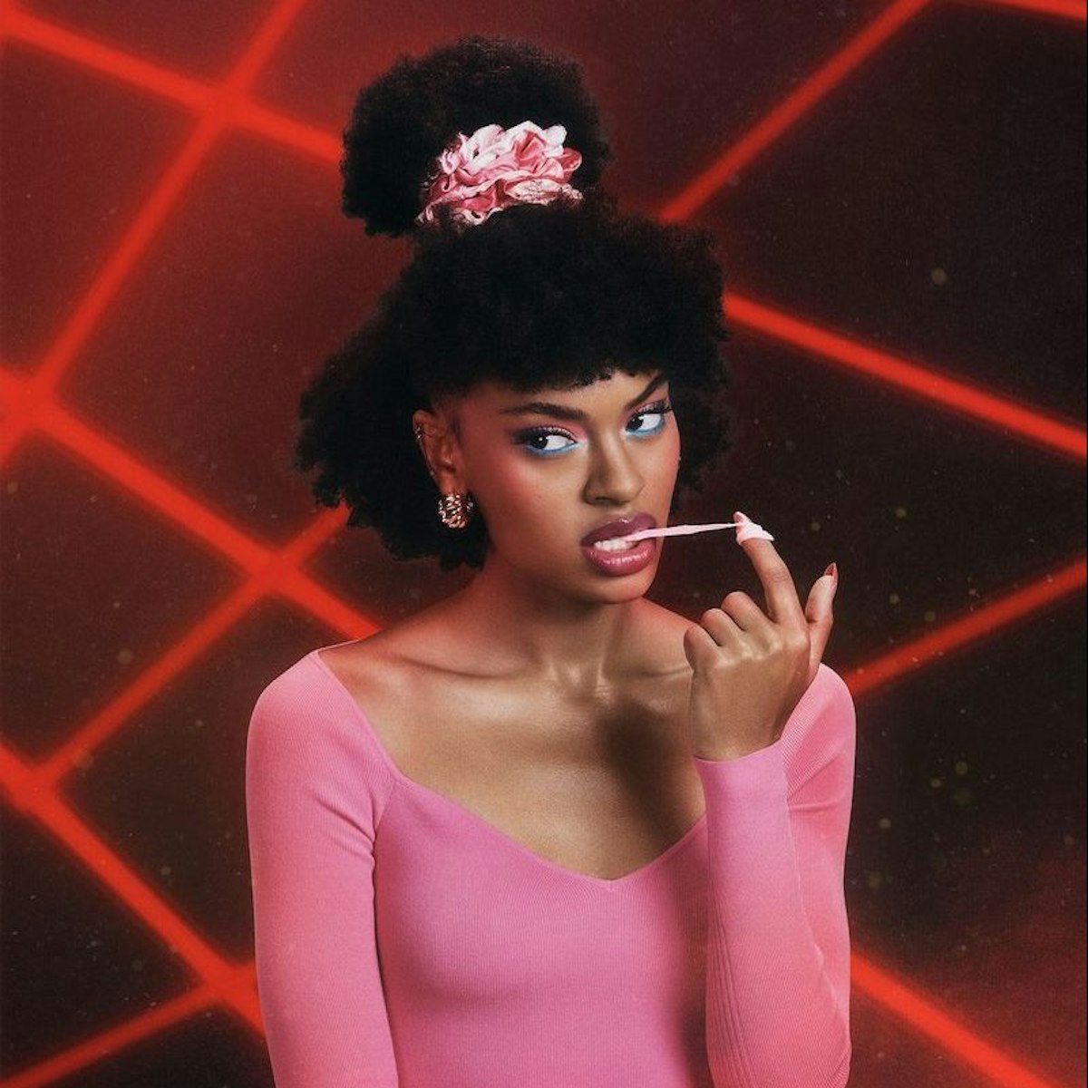 MAC x Stranger Things koleksiyonu ile tanışın!