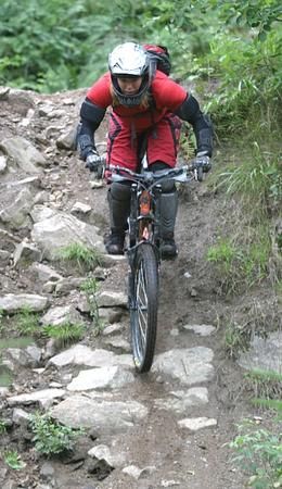 Bildeserie: Sassy freeride-jenter | FRIFLYT.NO
