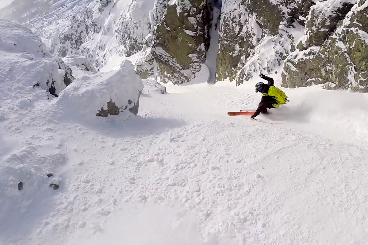 Se Kaj Zackrisson kjøre Skogshornrenna i Hemsedal | FRIFLYT.NO