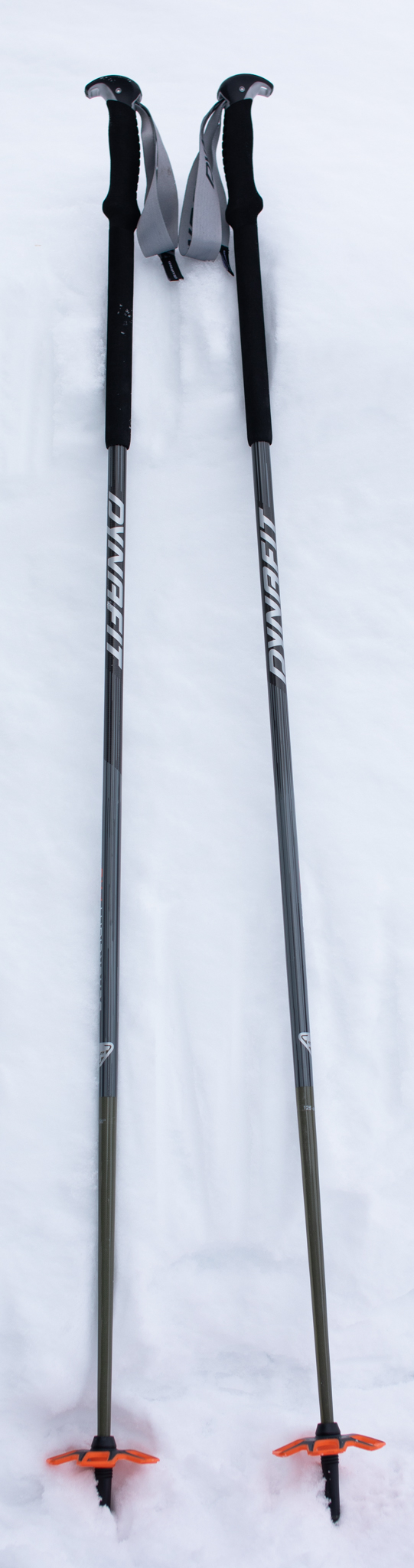 Teleskopstaver og randonee-staver til topptur - best i test | FRIFLYT.NO