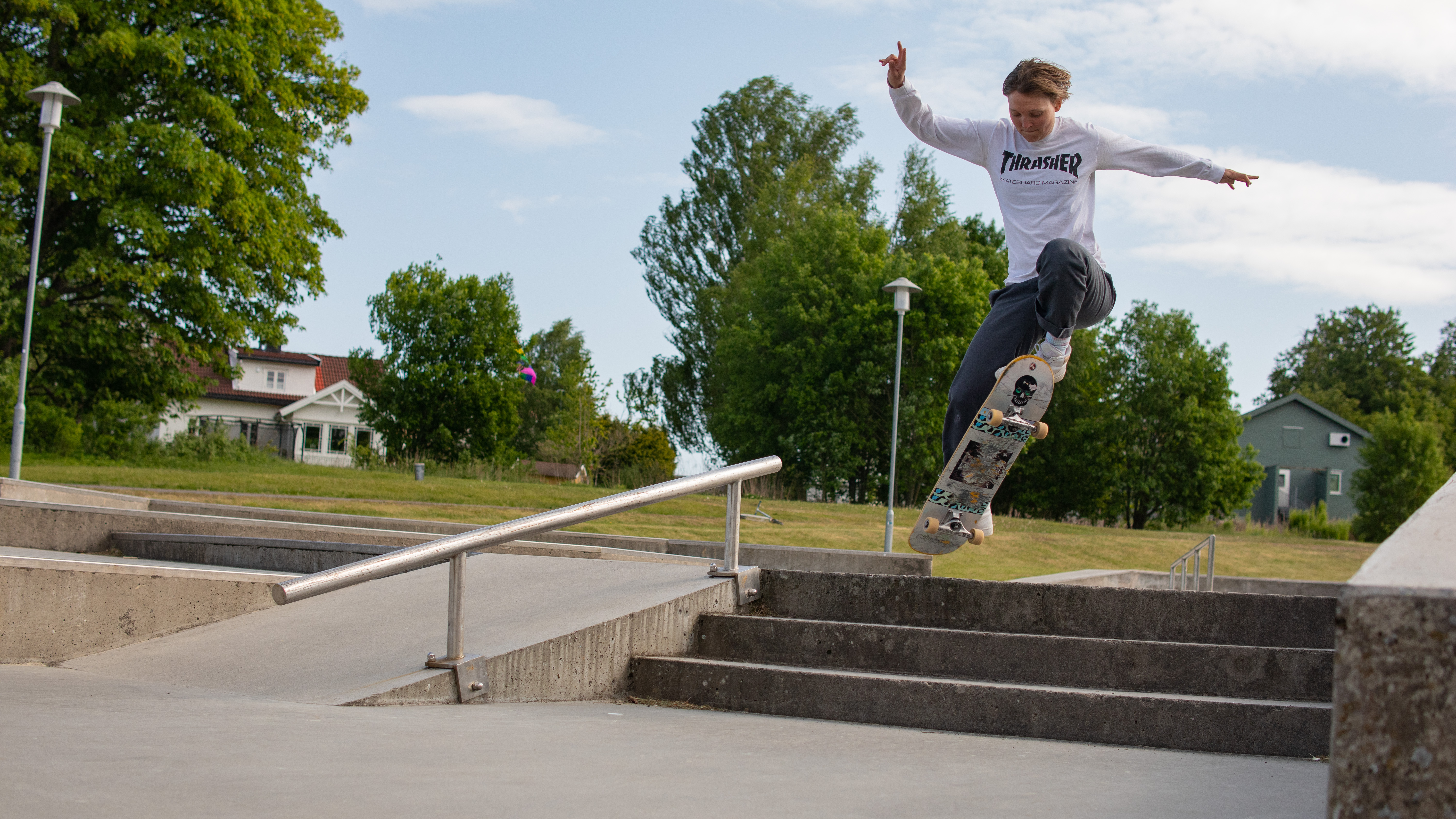 Hvordan gjøre frontside 180 på skateboard - Fri Flyts skateskole ...