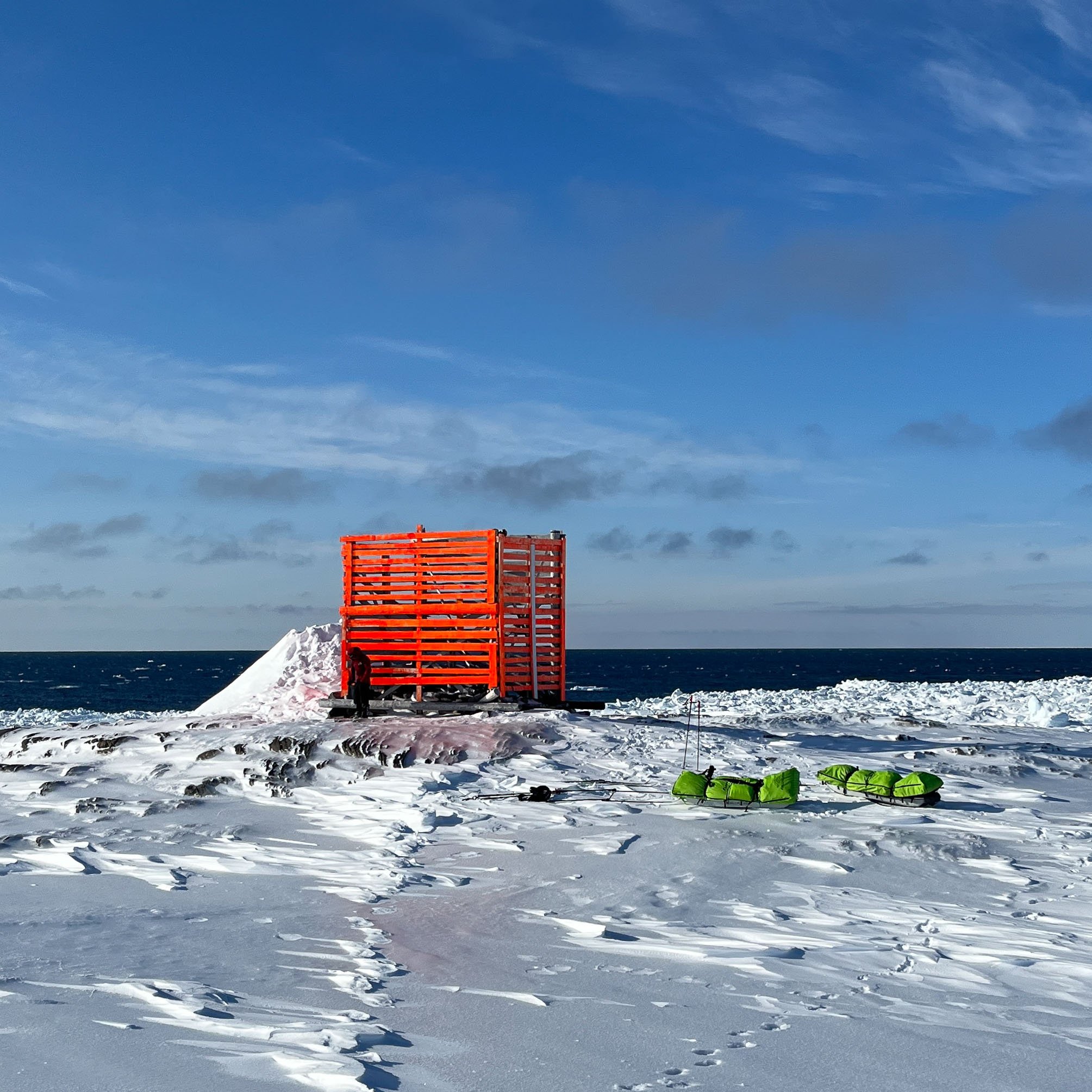 Svalbard på langs med fjellski og telt | FRIFLYT.NO