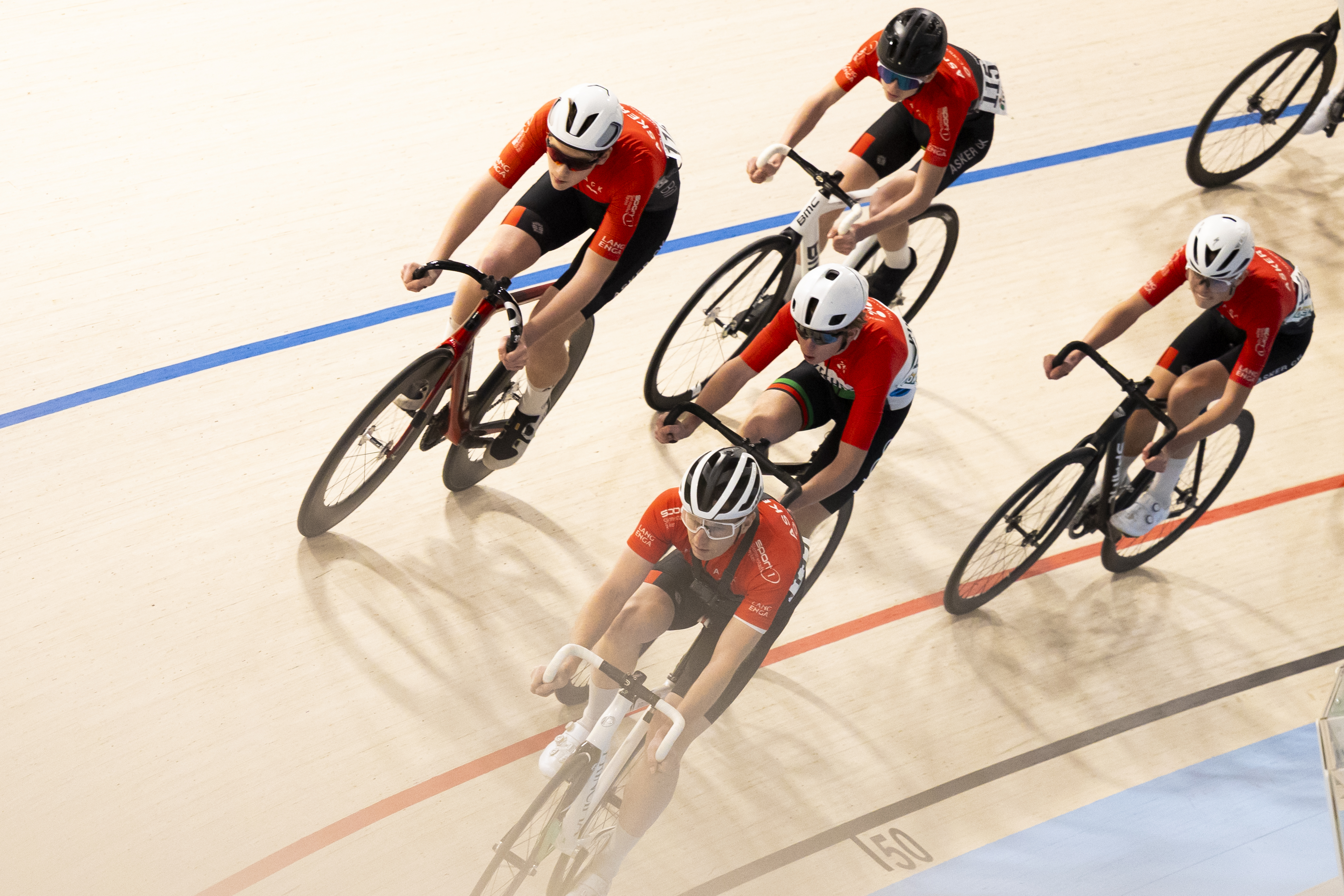 Slik var åpningen av velodromen i Asker | LANDEVEI.NO
