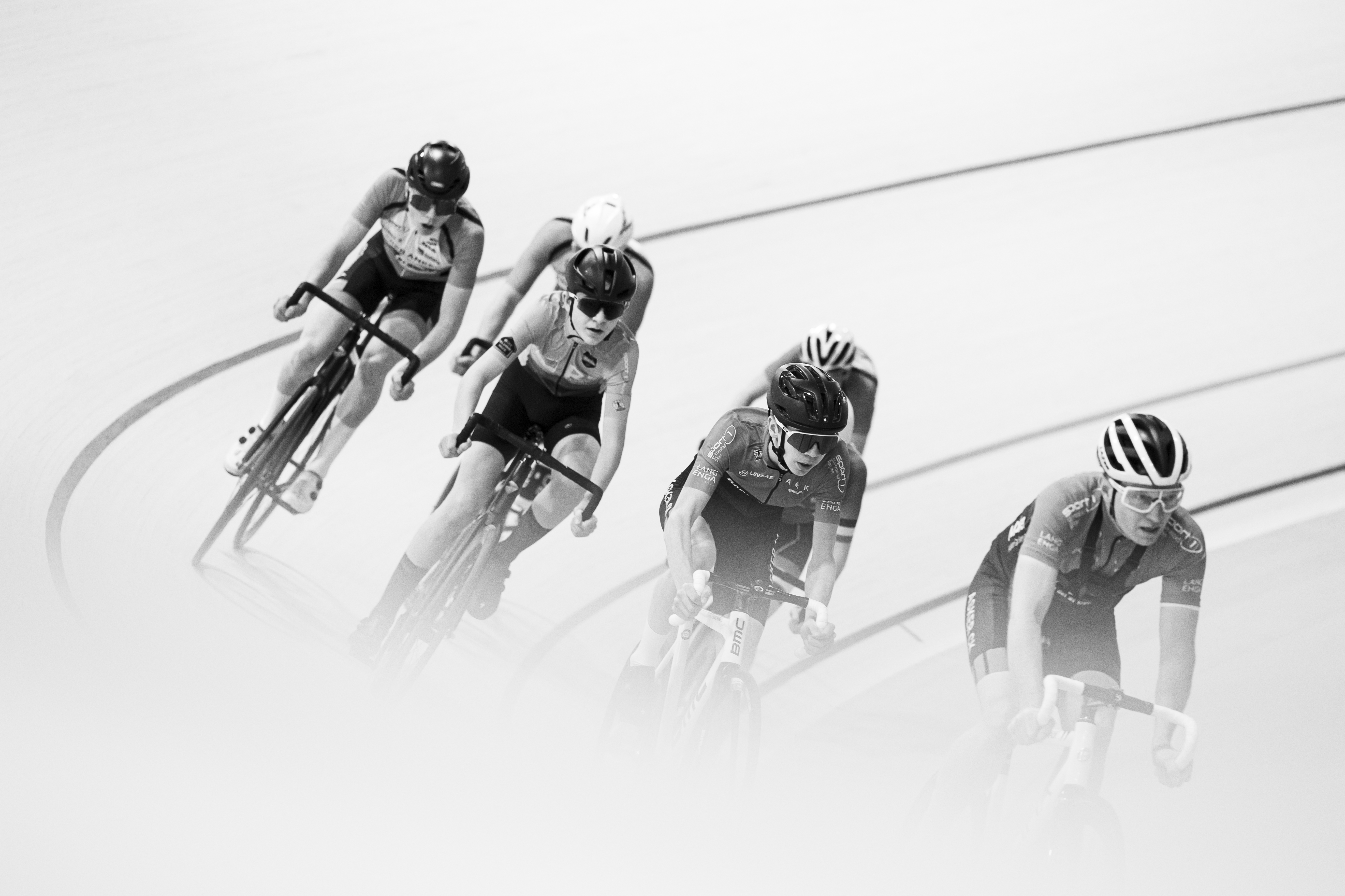 Slik var åpningen av velodromen i Asker | LANDEVEI.NO