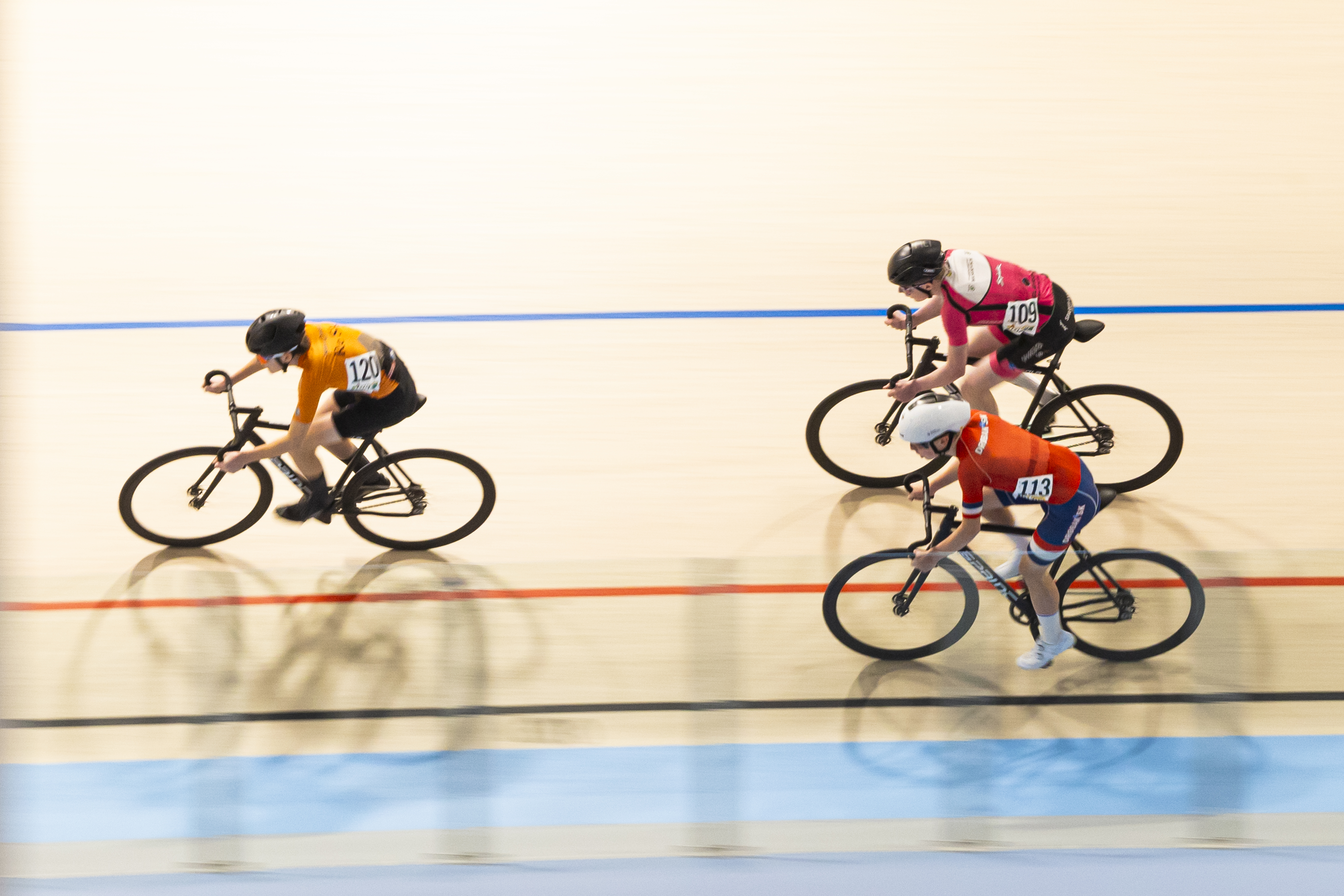 Slik var åpningen av velodromen i Asker | LANDEVEI.NO