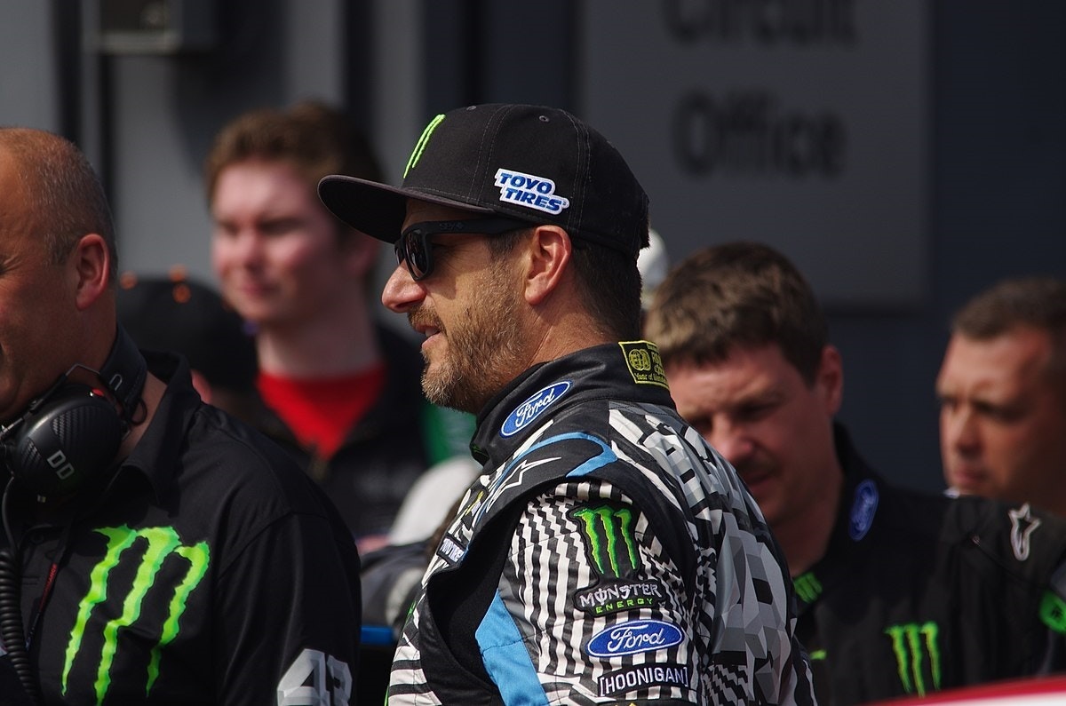 Rallyrijder en racegamepersoonlijkheid Ken Block overleden | Gamer.nl