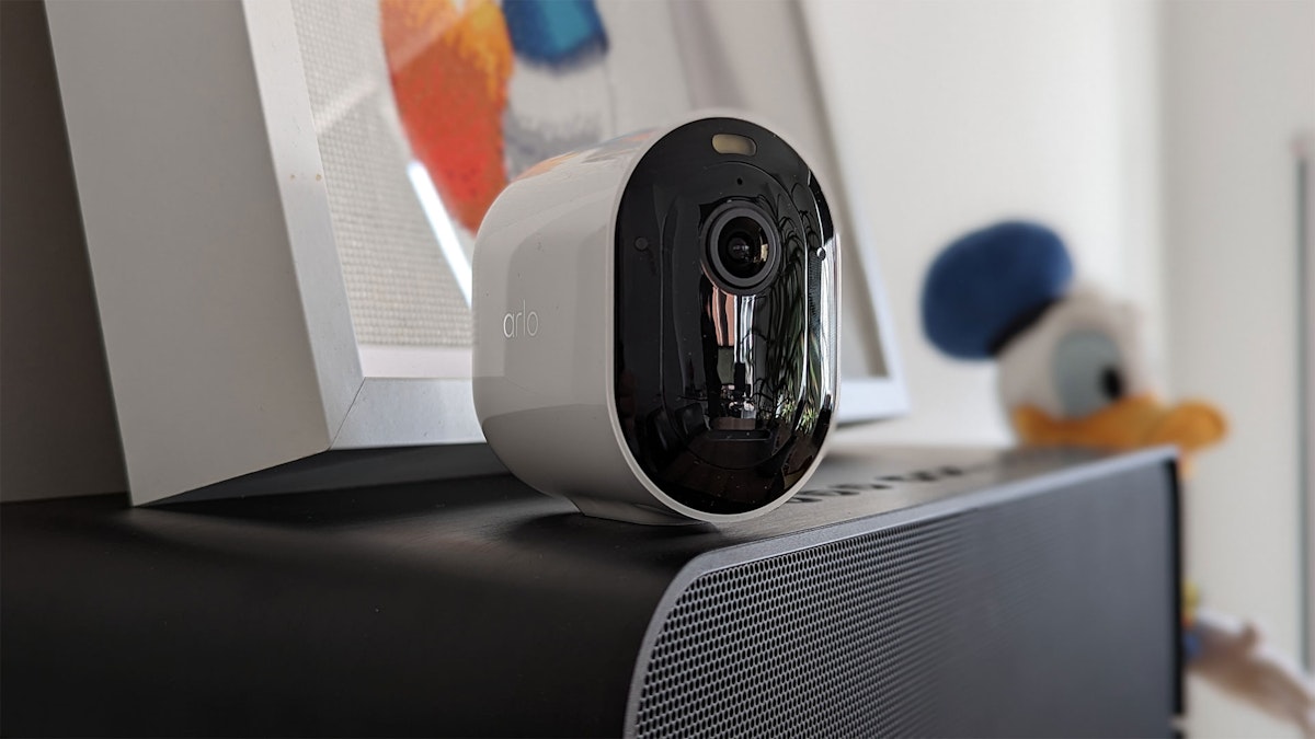Review Arlo Pro 5 beveiligingscamera - Niet geschikt voor iedereen | ID.nl