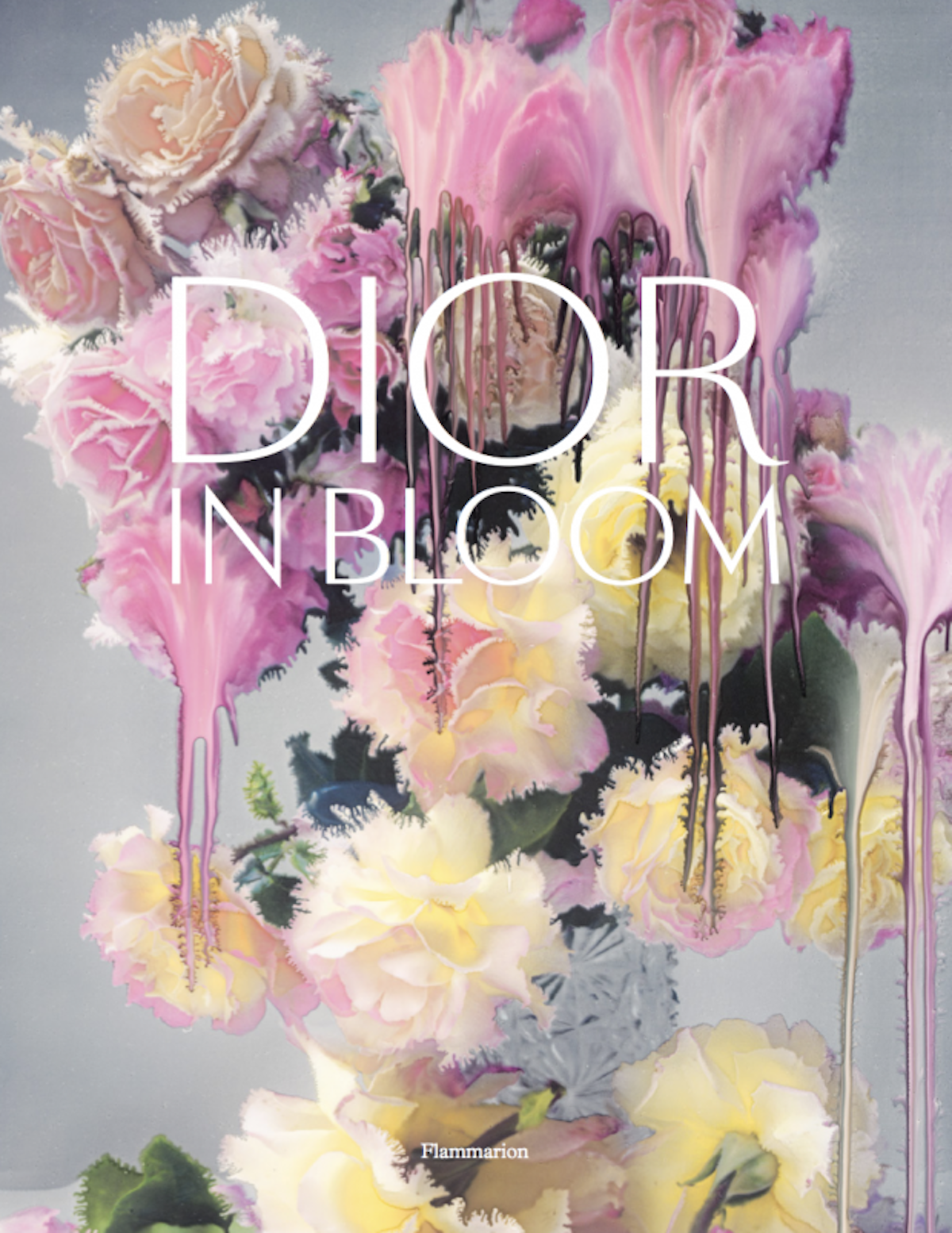 La fascination de Dior pour les fleurs enfin recueillie dans un livre