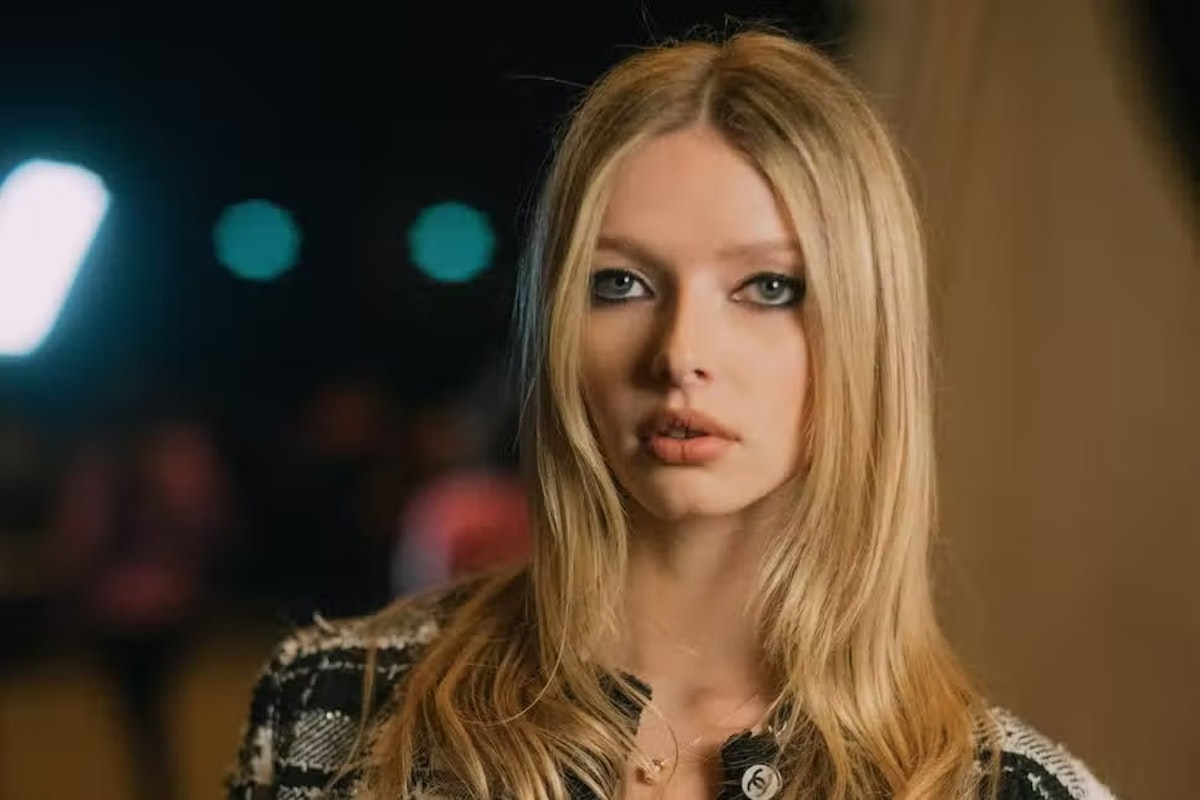 Apple Martin là ai?