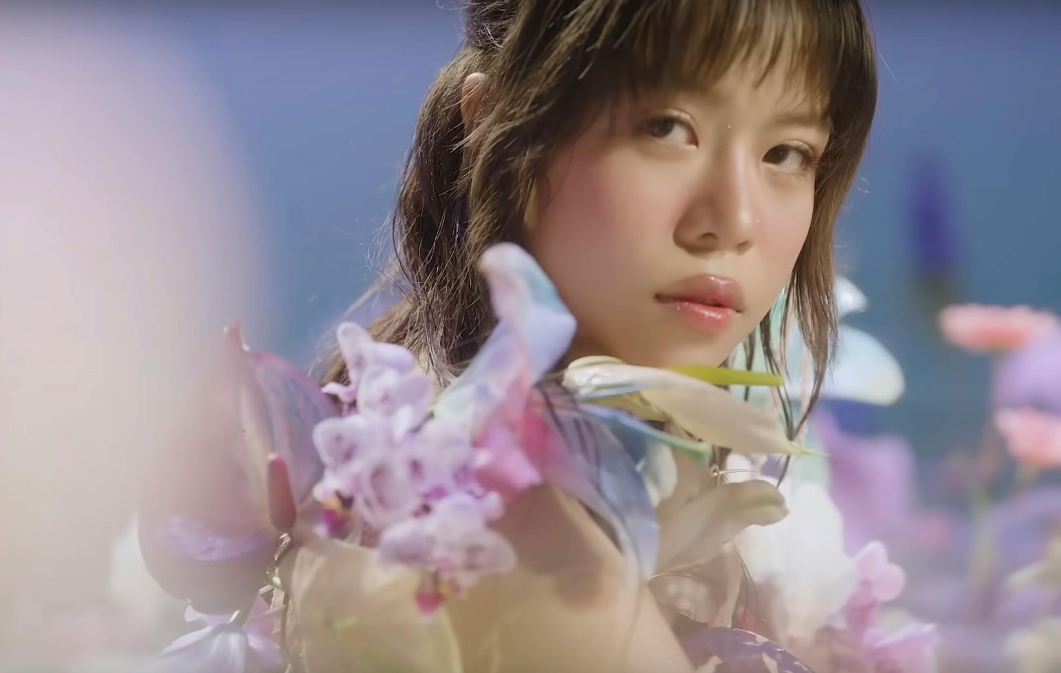 Một năm nhiều thành công lắm lùm xùm của tlinh | Page 2 | VOZ