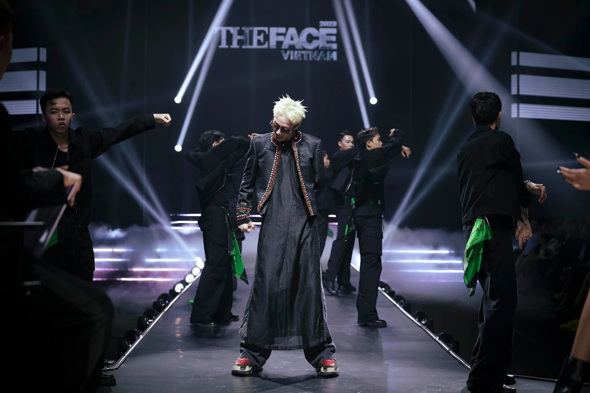 L'HIT MAKER #13 - Double2T: Rapper say mê "flex" văn hóa dân tộc