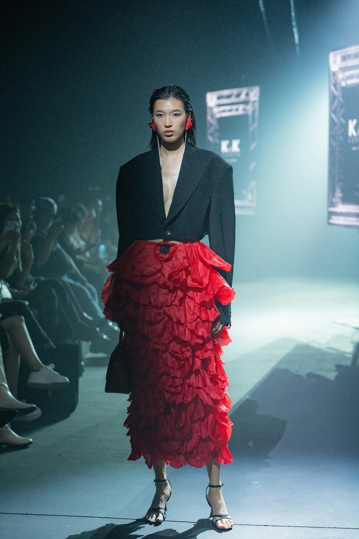 SR Celebrating Local Pride Thu Đông 2023: Bức tranh mãn nhãn về thời trang nội địa Việt