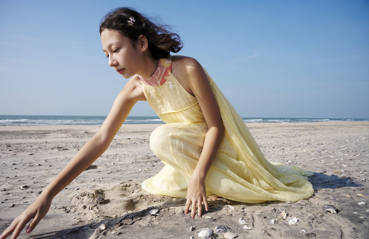 Lam Lagi: Sự trở lại nhuốm màu biển khơi của Li Lam