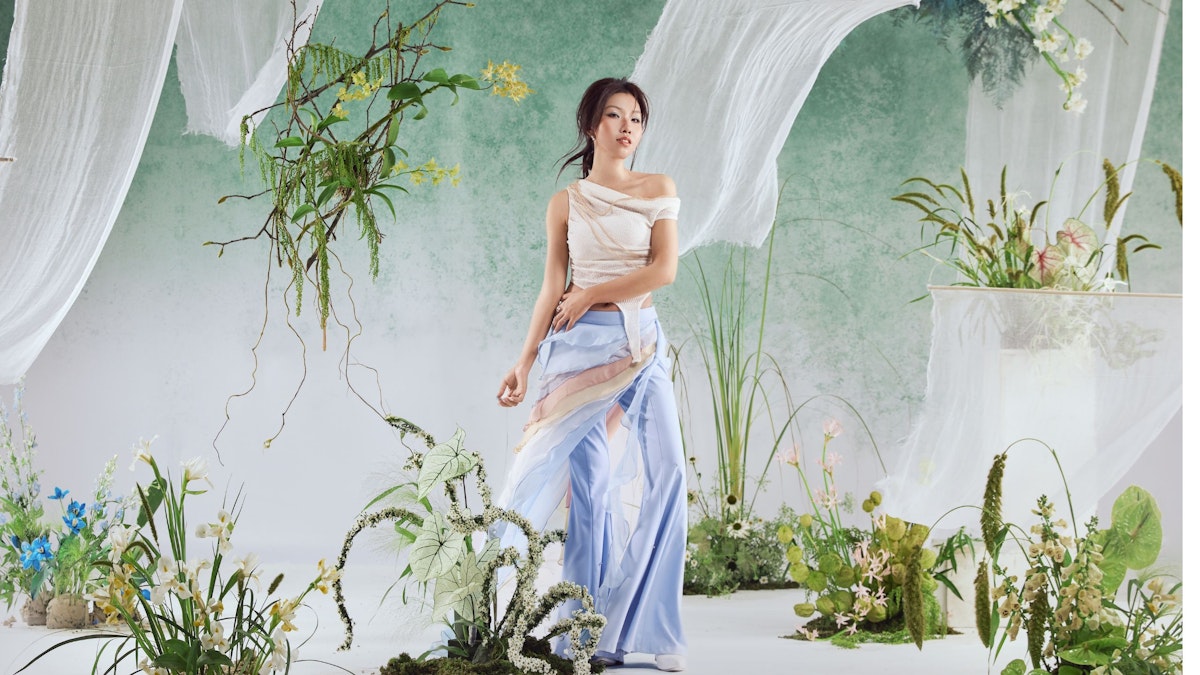 Album "Buộc vào cơn gió" của Vy Vy - Âm nhạc cho những ngày "tâm hồn vẽ ...