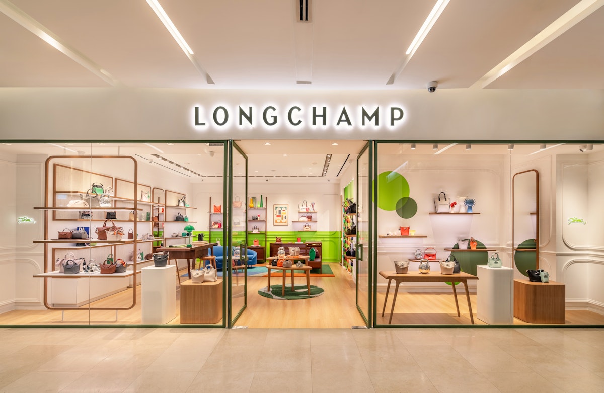Longchamp khai trương cửa hàng, mang dấu ấn "căn hộ Paris" ngay trung ...