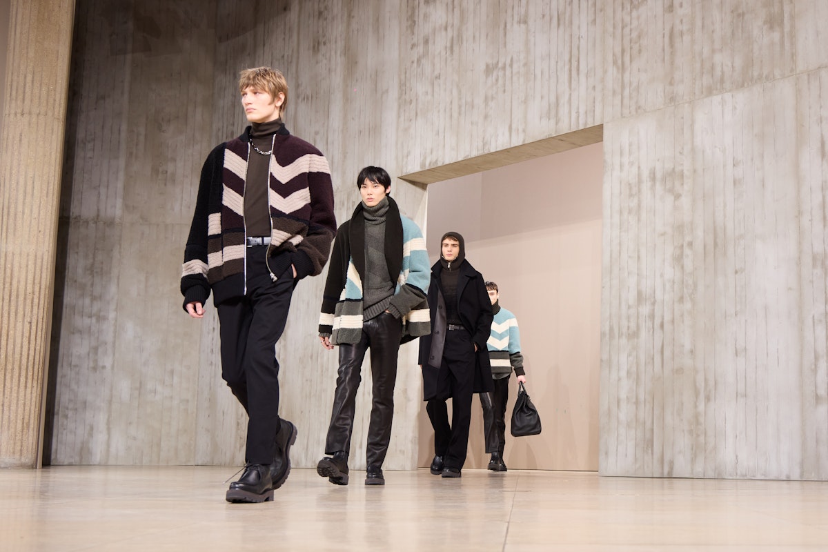 Hermès FW25 Menswear: Sự giao thoa giữa tiện dụng và tinh tế dành cho ...